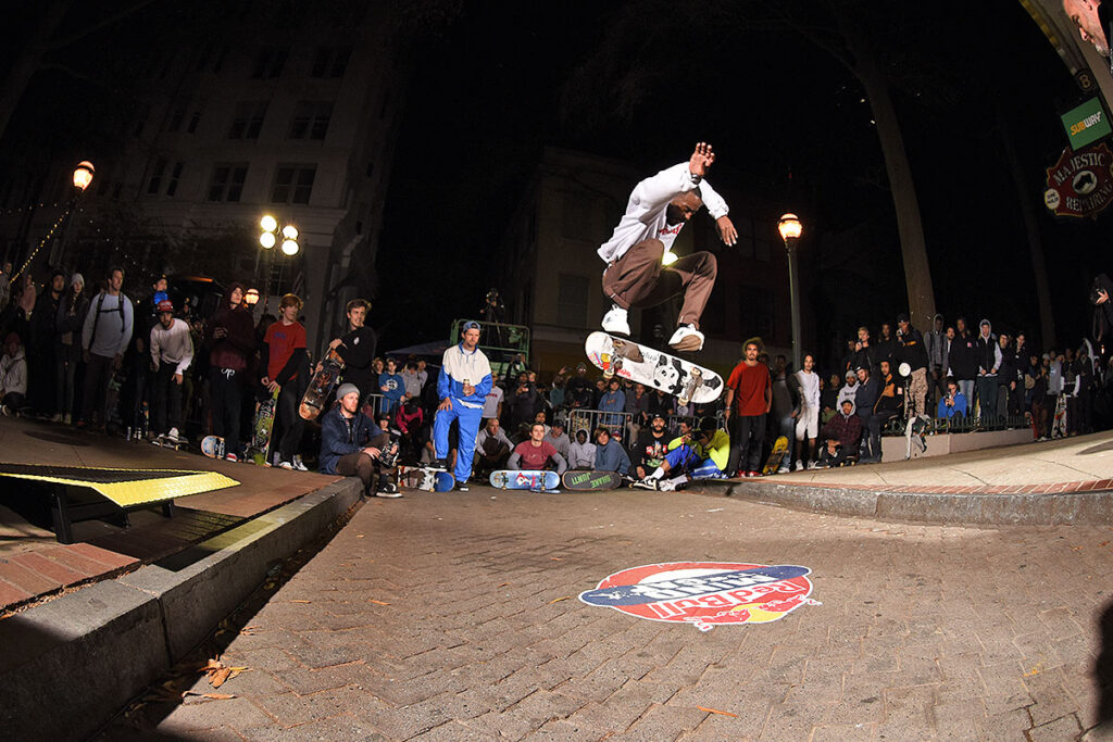 Red Bull Bowl Rippers - Skate Terminal
